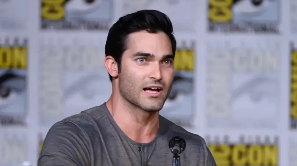 Tyler Hoechlin's Wife, Age, Height, Weight, Net Worth, Career, And Full ...